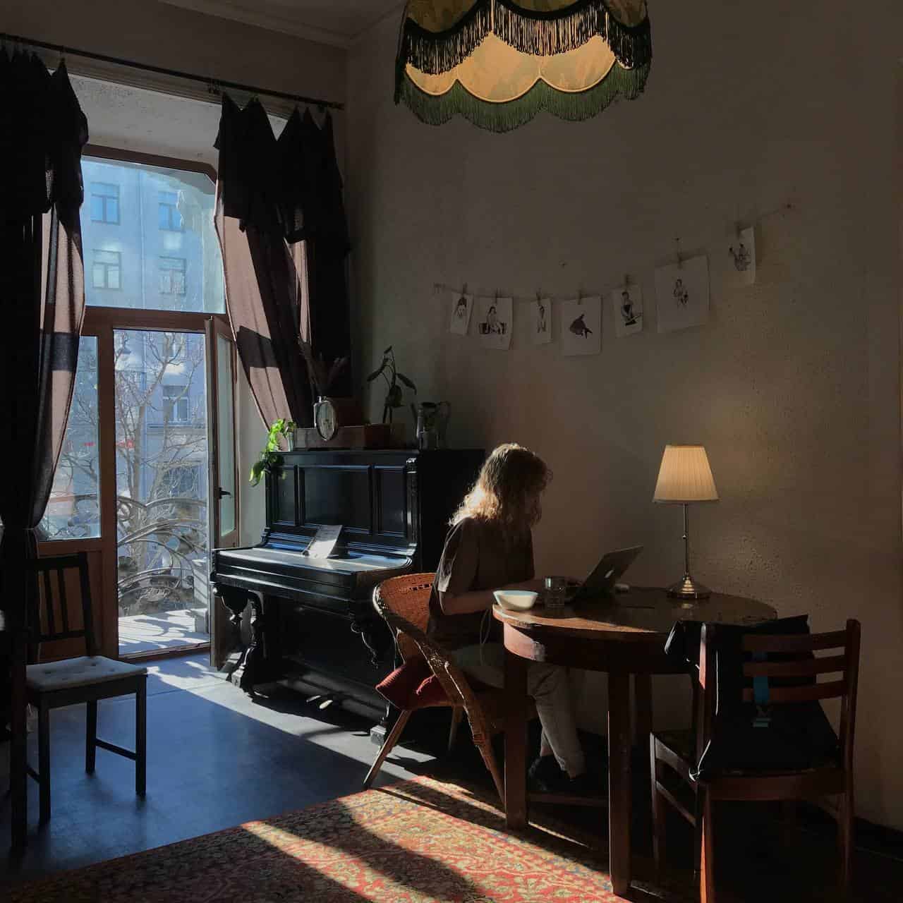 Ziferblat Cafe in Moscow: The First Russian Anti-Cafe