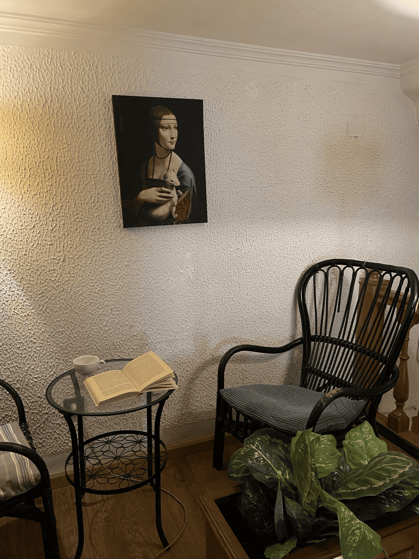 Ziferblat Cafe in Moscow: The First Russian Anti-Cafe